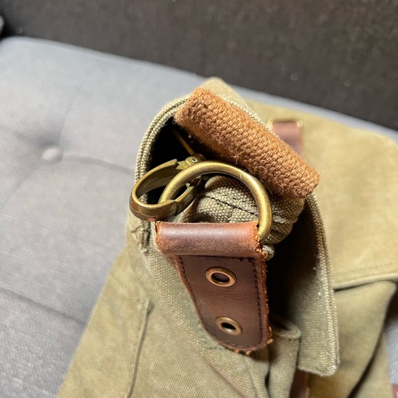 Fossil | Bags | Ahmik Green Canvas Messenger Bag | Poshmark
